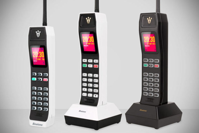 The Brick Retro Mobile Phone