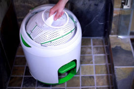 Here’s a Portable Washing Machine That Operates Without Electricity
