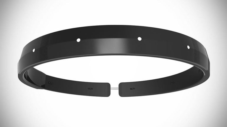 Dog Collar Goes High-tech with This All-in-One Smart Dog Collar