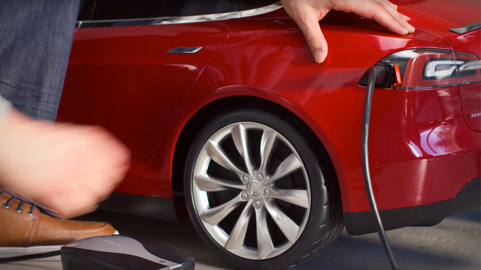 Radio Flyer’s Tesla Model S For Kids Charges Like The Real Thing
