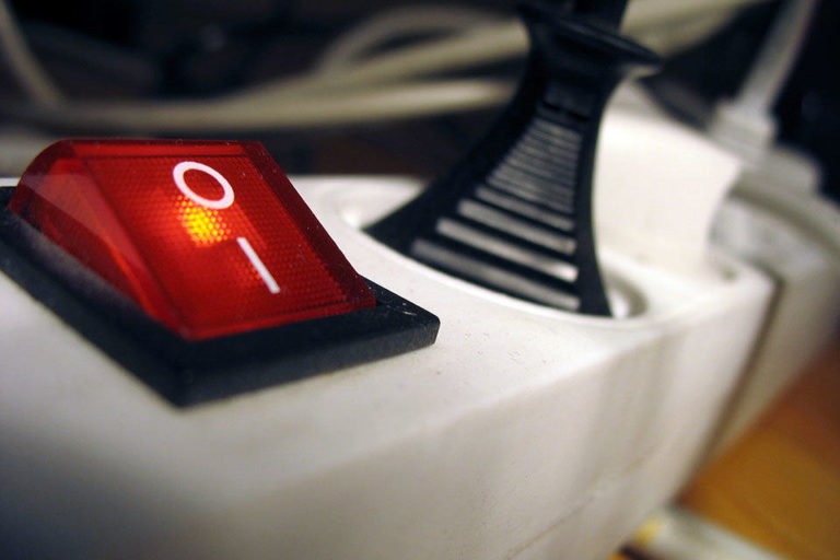 A Short But Interesting Story Of The Origin Of The Power Button Symbol