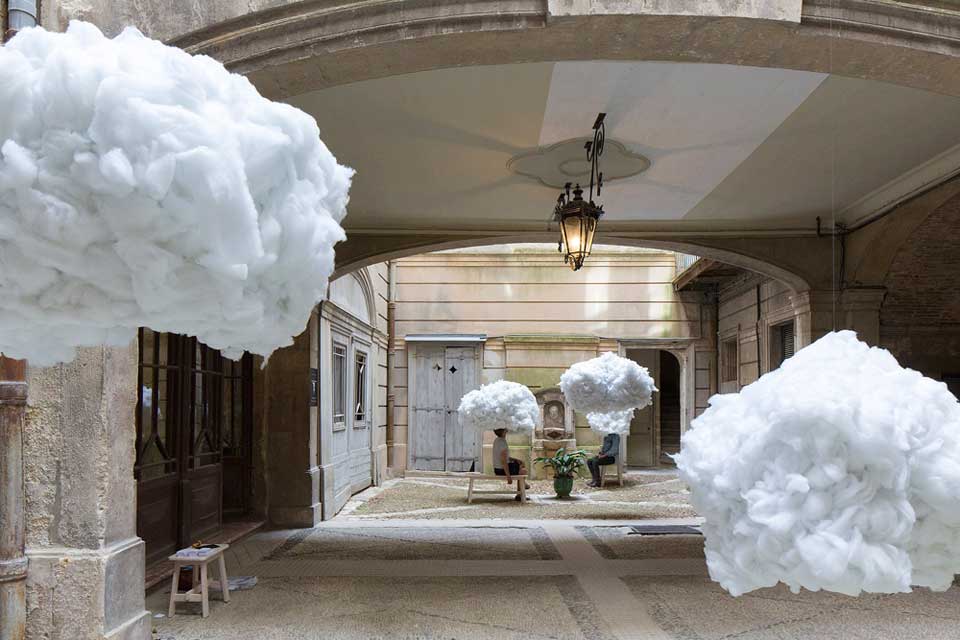 Cloud Sculptures Literally Wants You To Have Your Heads in the Clouds