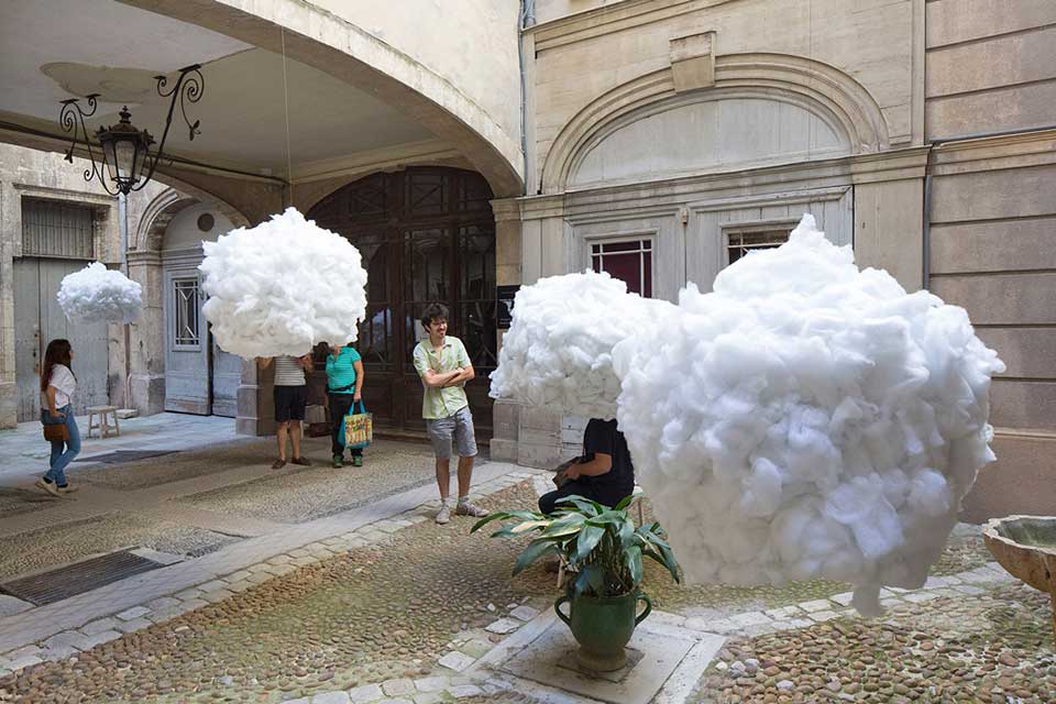 Cloud Sculptures Literally Wants You To Have Your Heads in the Clouds