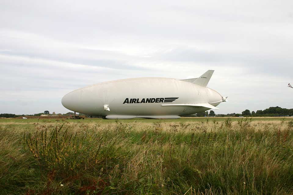 Giant-ass HAV Airlander 10 Made Heavy Landing, But Everyone’s Fine