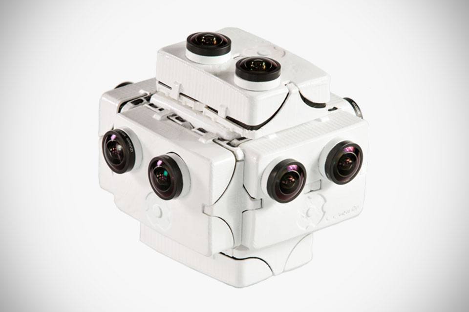 SpaceVR Wants Everyone To Become A Virtual Astronaut With Overview One