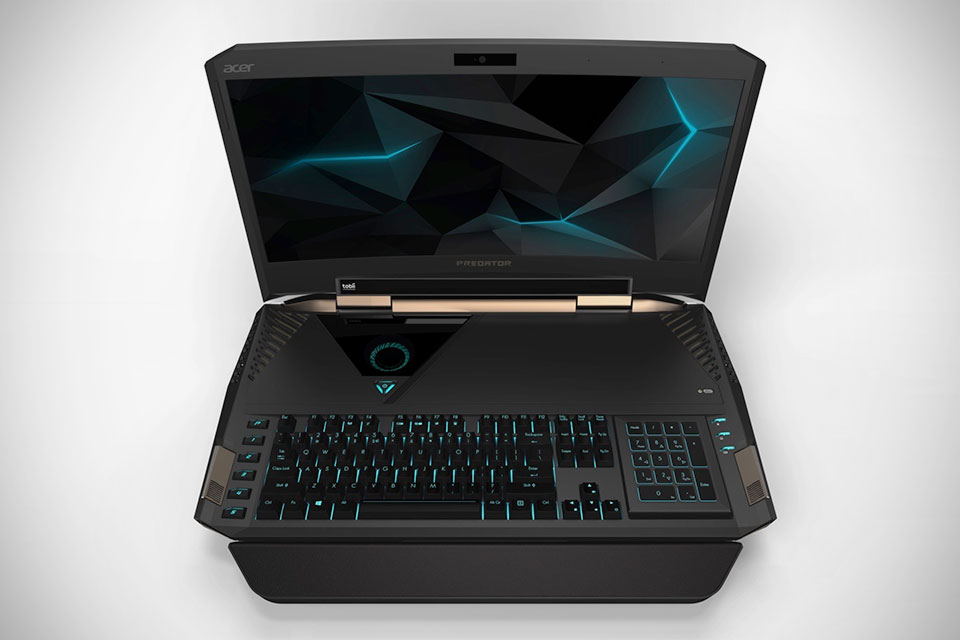 The World’s First Curved Screen Laptop Is Upon Us And It Is Monstrous!