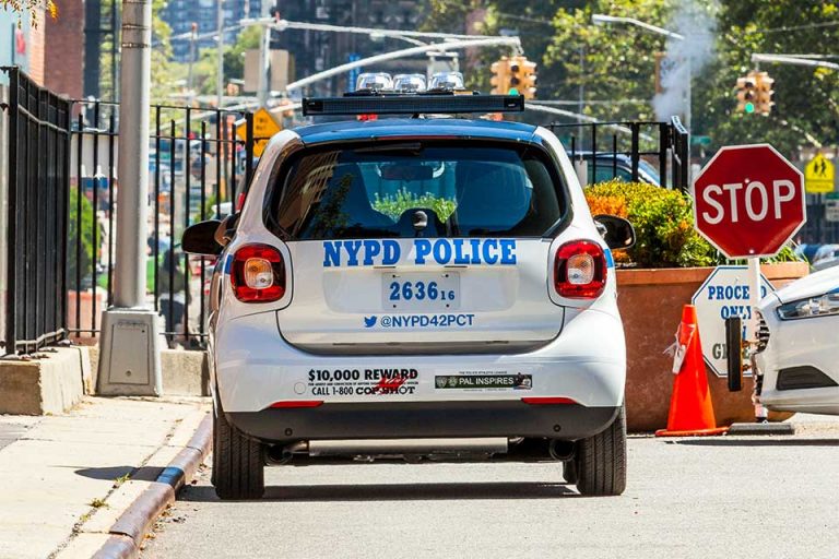 Smart Forcops: NYPD Police Officers Patrol In Smart Fortwos