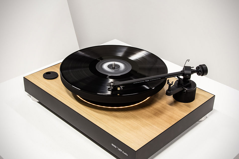 Mag-Lev Comes To Turntable, Has Platter That Floats As It Playbacks