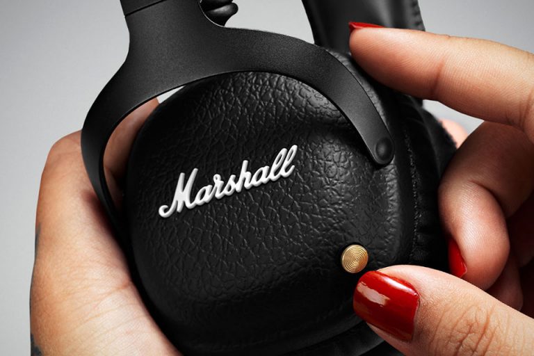 This Is Mid Bluetooth, Marshall Headphones Newest Bluetooth Cans