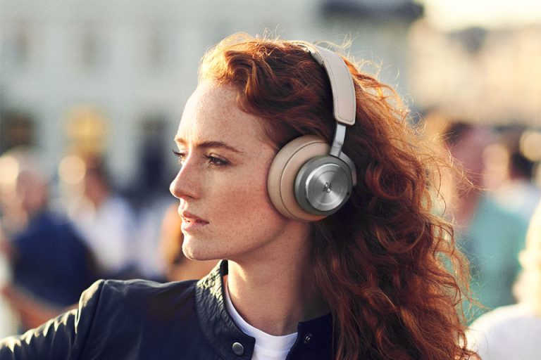 B&O Headphones Goes Wireless, Have Replaceable Battery To Boot