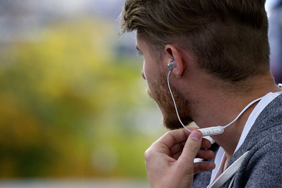 This Company Will Make You Custom-fit Earphones For Just $69