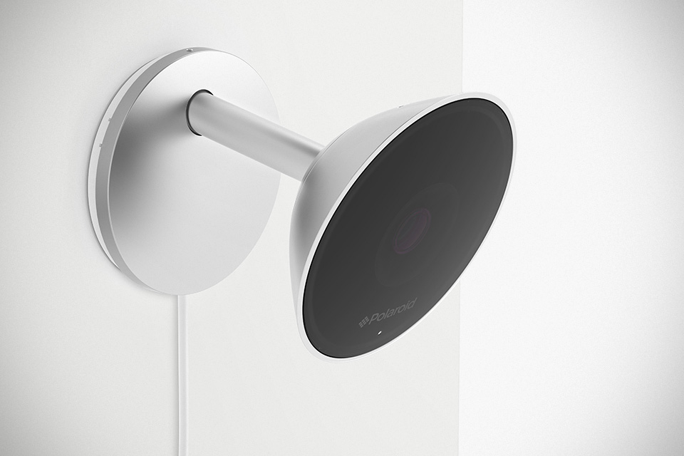 Polaroid Hoop Simplifies Home Monitoring, Has A Design That Wows