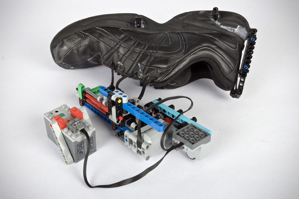 Industrial Designer Turns Regular Shoe Into A Self-Lacing Shoe With LEGO