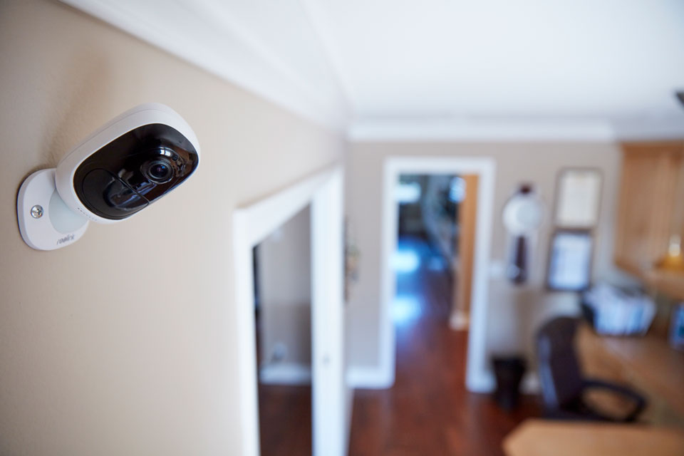 Meet Argus, The World’s First 100% Wire-free 1080p Security Camera