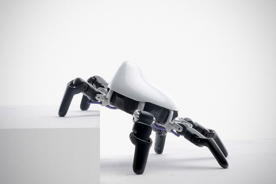 HEXA Six-legged Spider-like Robot Wants Everyone To Be A Roboticist