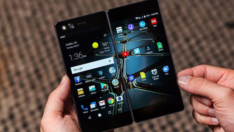 ZTE Axon M Is Flip Phone Over Again, But Now It Is A Screen Instead Of ...