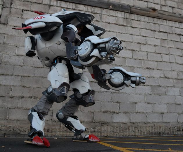 Someone Has Taken Overwatch Cosplay To The Next Level With A Mech Suit