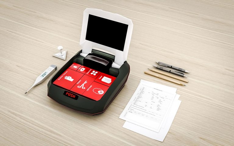 This High-tech First Aid Kit Will Guide You On How To Dress A Wound