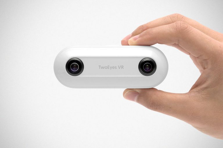 TwoEyes VR Camera Replicates What Humans See With Two Pairs Of Lenses