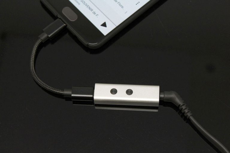 Portable Hi-Fi USB-DAC Shrinks Down To A New Small With The ZuperDAC-S