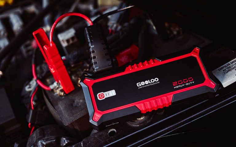This Is Gooloo G2000, It Can Jump Start A Car From Within The Car