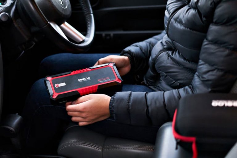 This Is Gooloo G2000, It Can Jump Start A Car From Within The Car