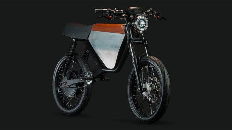 We Are Totally Smitten By This 70s Vintage-Look Moped That Does 60MPH