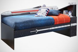 I'm Envious That Today’s Juniors Get To Sleep On This Awesome X-Wing Bed