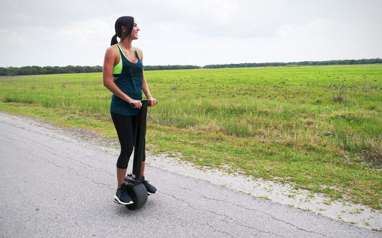 Mini By Uno Bolt Is A Super Cool, Fast And Long Range Electric Unicycle