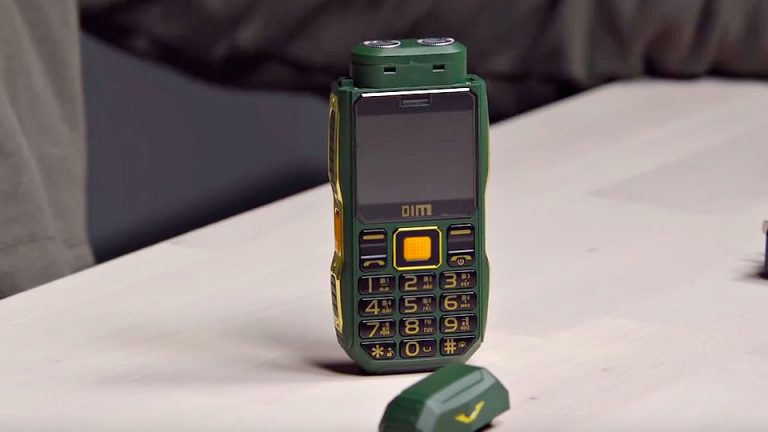This Is A Mobile Phone And It Is Also A Dual-head Shaver Too