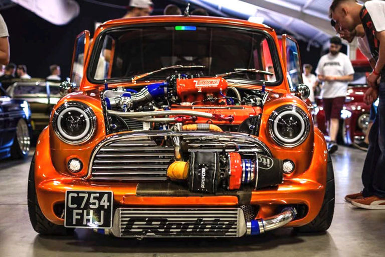 British Lad’s Classic MINI Has An Astonishing 360HP At The Wheels!