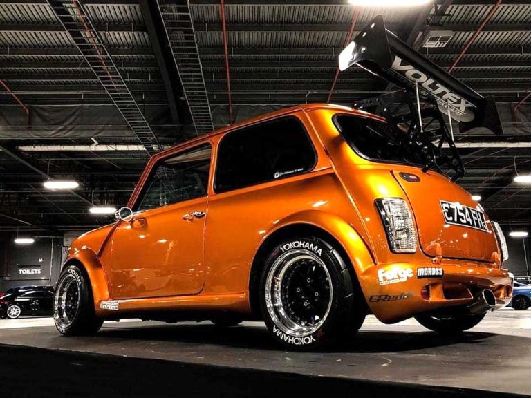British Lad’s Classic MINI Has An Astonishing 360HP At The Wheels!