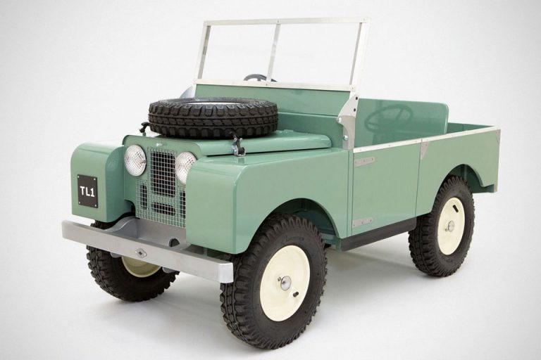 Toylander Pays Homage To 1948 Series Land Rover With This Kiddie Ride