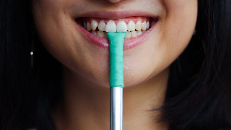 CHEW Is A Chewable Reusable Straw, Has An Interesting Spin Dry Feature