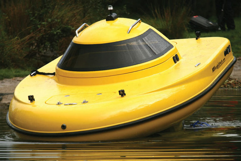 This Semi-Submersible Lets You Enjoy Views Above And Below The Water