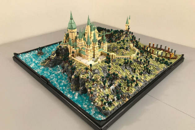 Micro Scale LEGO Hogwarts That Packs 75K Pieces Is Utterly Breathtaking