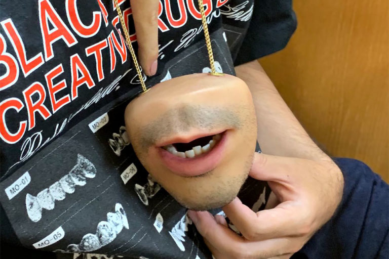 Hyperrealistic Human Mouth Coin Purse Sends Shiver Down My Spine