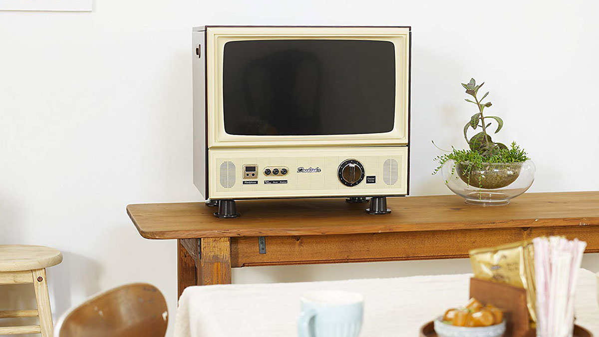 Doshisha Vintage Design HD LCD TV Is For Those Who Would Sacrifice ...