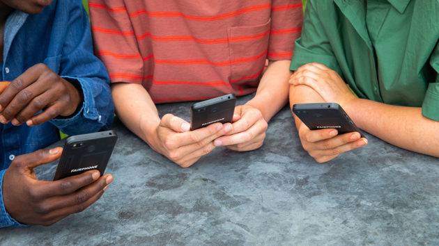 Fairphone 3: A Truly Sustainable Smartphone Made With Responsibly ...