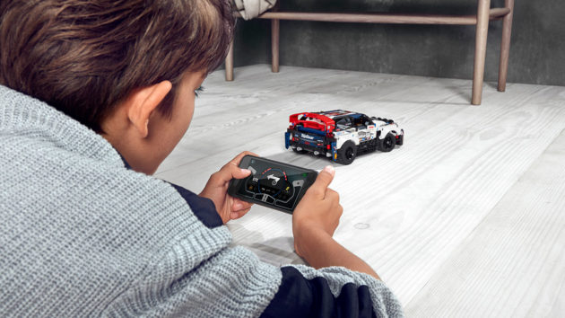 Here’s The First-Ever LEGO Technic Top Gear Rally Car, Controlled via ...