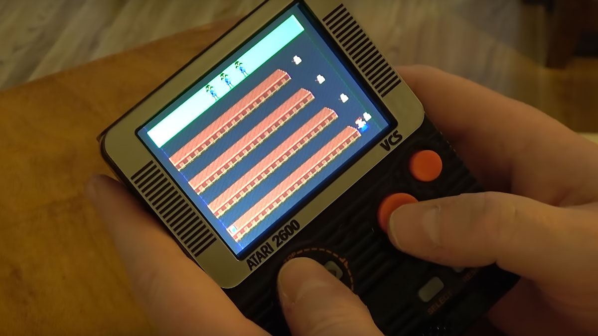 Ben Heck Turned A Single-Chip Atari 2600 Jr. Into An Awesome Portable ...