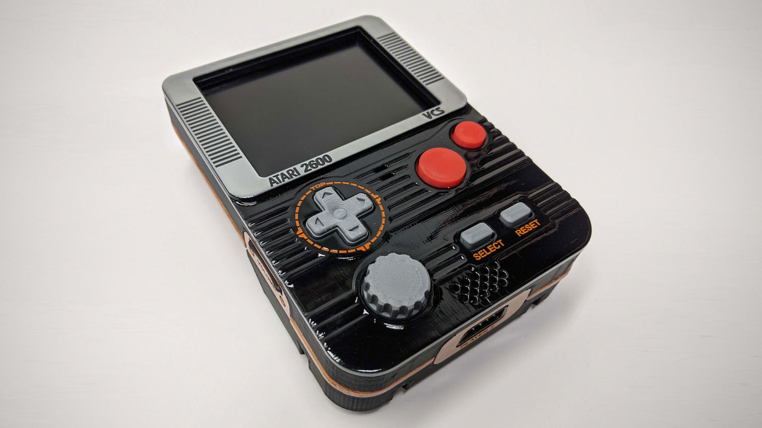 Ben Heck Turned A Single-Chip Atari 2600 Jr. Into An Awesome Portable ...