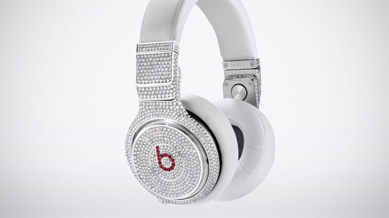 Diamond And Ruby Beats Pro Headphones From 2012 To Go Under The Hammer