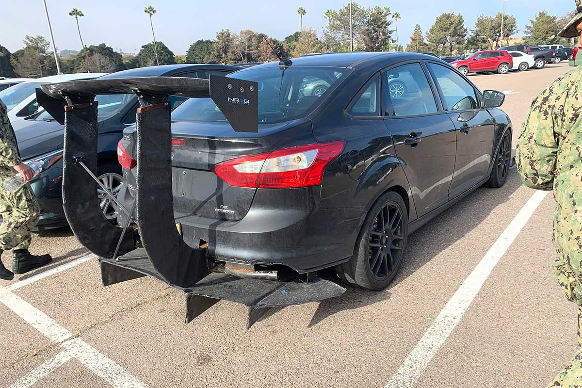 Ford Focus With Ridiculously Oversized Spoiler: Downforce Heist Of The ...
