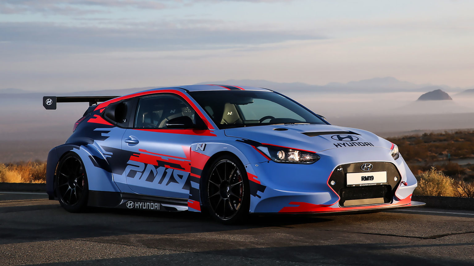 Hyundai RM19 Racing Midship Sports Car: It's Mid-engine, Rear-wheel ...