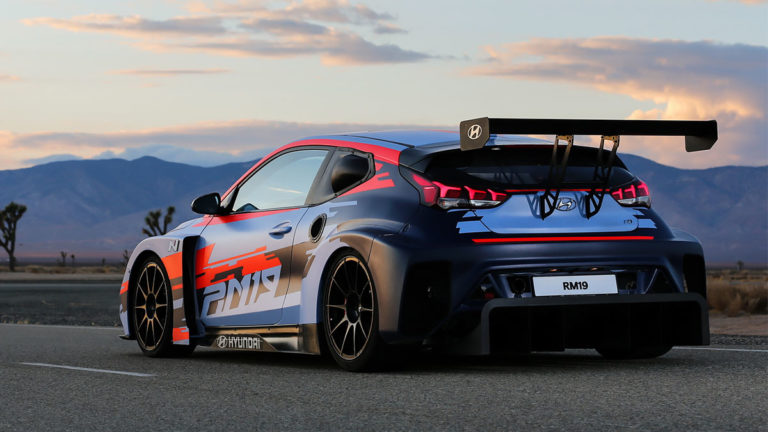 Hyundai RM19 Racing Midship Sports Car: It's Mid-engine, Rear-wheel ...