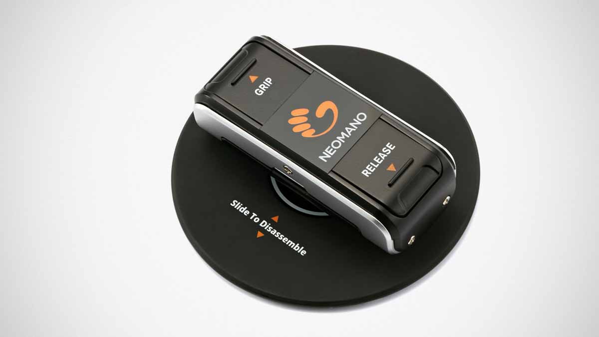 NeoMano Robotic Glove Lets People With Paralysis Or Weak Hand Regain ...