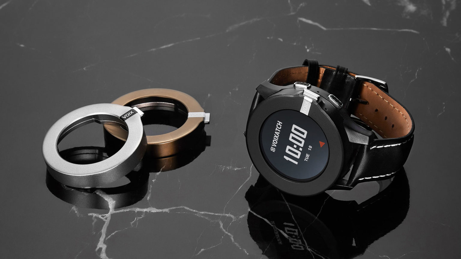 VOIXATCH Smartwatch Has A Bezel That Doubles As A Bluetooth Headset