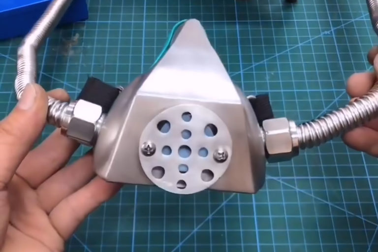 DIY Stainless Steel Mask With Oxygen Supply Makes The Current Outbreak ...