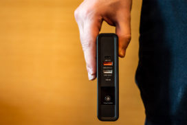 ZIRUS Charger X Charger-Battery-Hub: A Few Less Gadget Accessories To ...